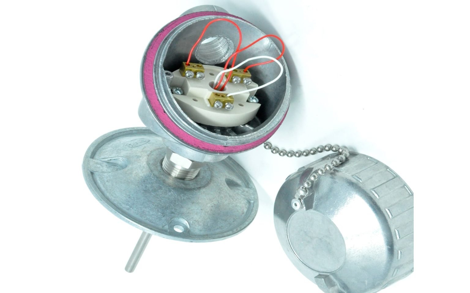How do RTD Temperature Probes Work? Discover the basics and more.